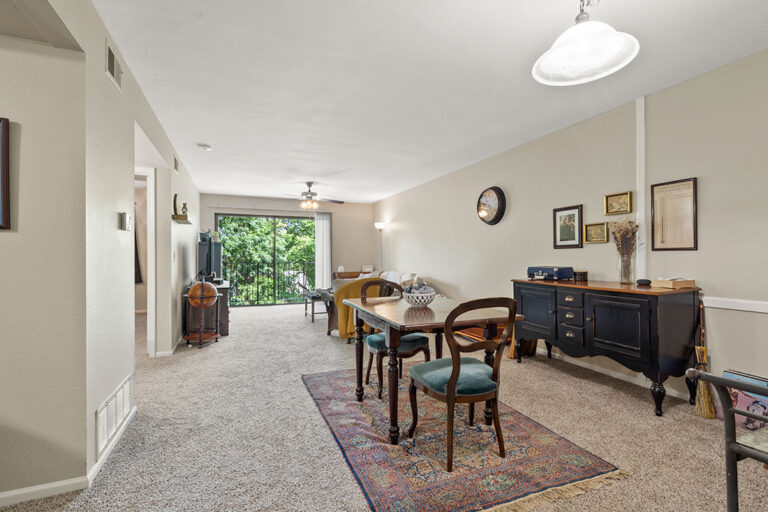 Highpointe | At Home Apartments of Kansas City