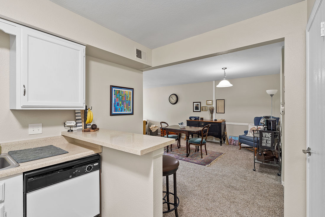 Highpointe | At Home Apartments of Kansas City